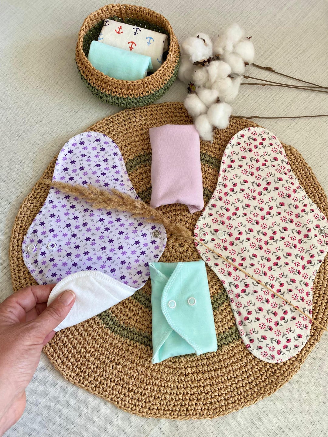 Reusable Cloth Pads Extra Soft, Washable Panty Liners for Women ...