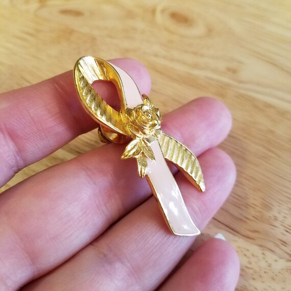 Vintage Avon Breast Cancer Ribbon Pin Brooch, gold to… - Gem