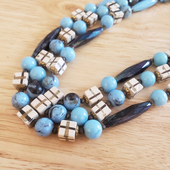 Vintage Blue Beaded Necklace - 19 inch necklace made … - Gem