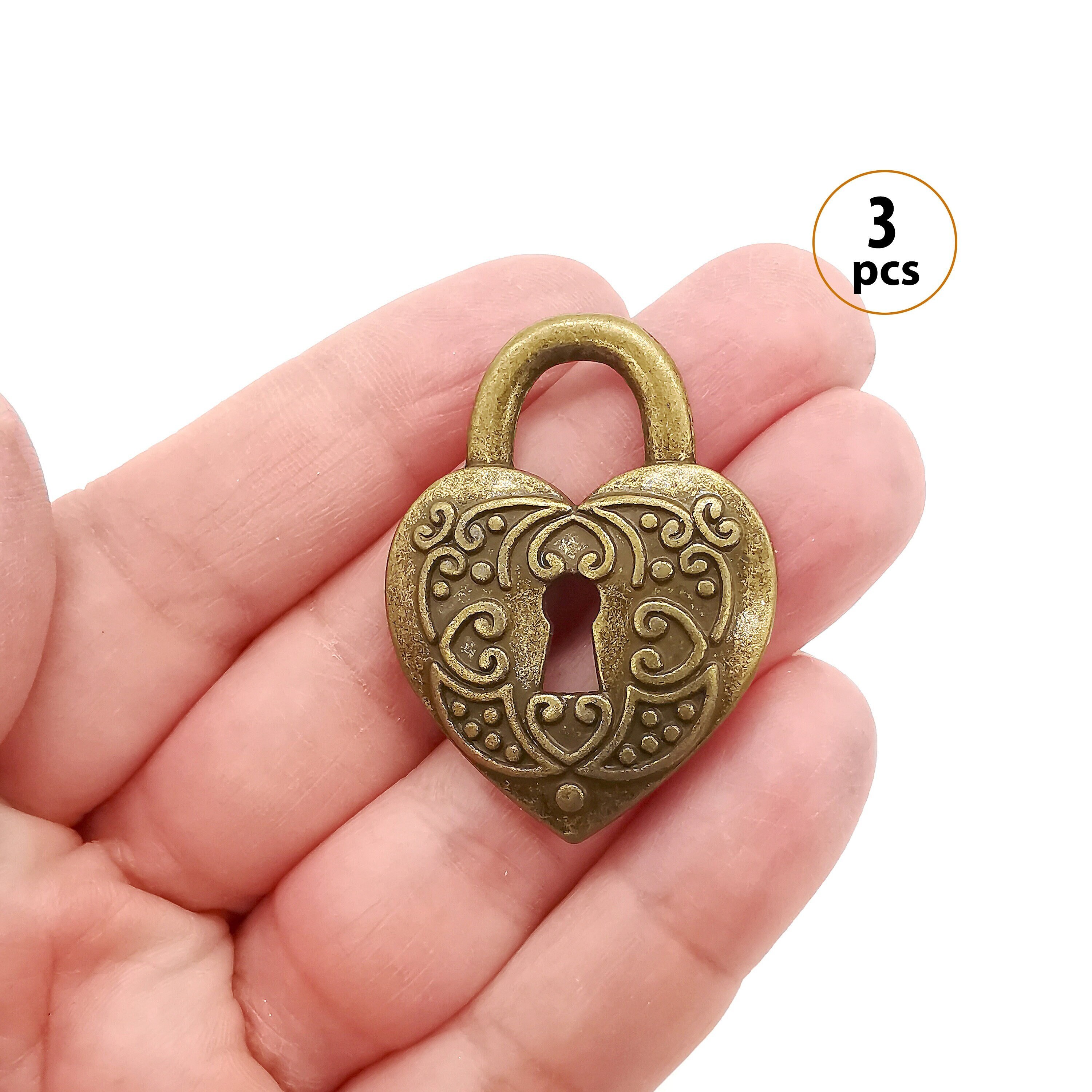 Vintage Heart Padlock