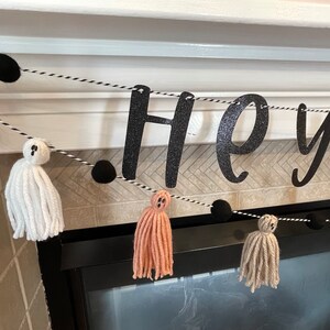Hey Boo Garland With Yarn Ghost | Halloween Garland | Halloween ...
