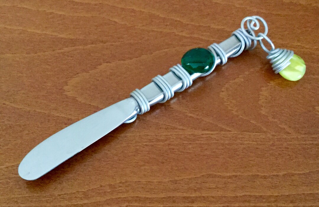 Beaded Stainless Spreader With Green and Yellow Beads - Etsy
