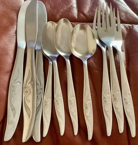 Vintage Oneida Stainless Floral Pattern Flatware 10 Piece as - Etsy