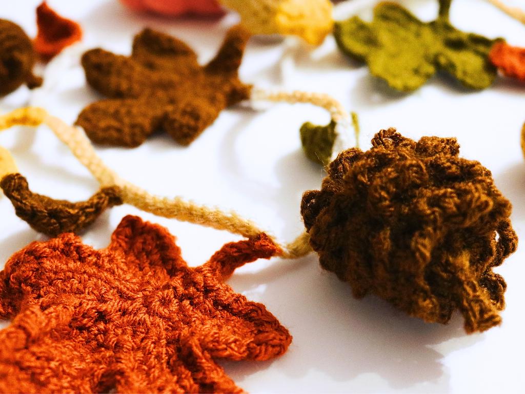 Autumn Garland Crochet Pattern | Maple Leaf, Acorn & Pine Cone | Fall ...