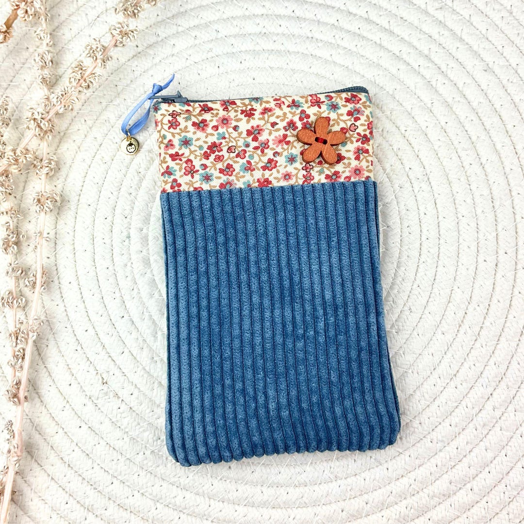 Vintage Smartphone Bag – Custom-made Cell Phone Bag Made of Dark Blue ...