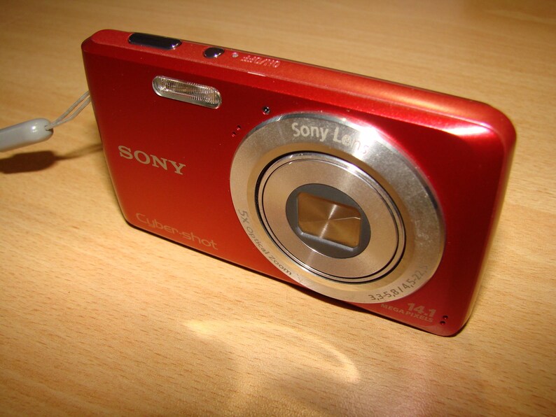 Sony Cyber-shot DSC-W520 14.1MP Compact Digital Camera RED Color With ...