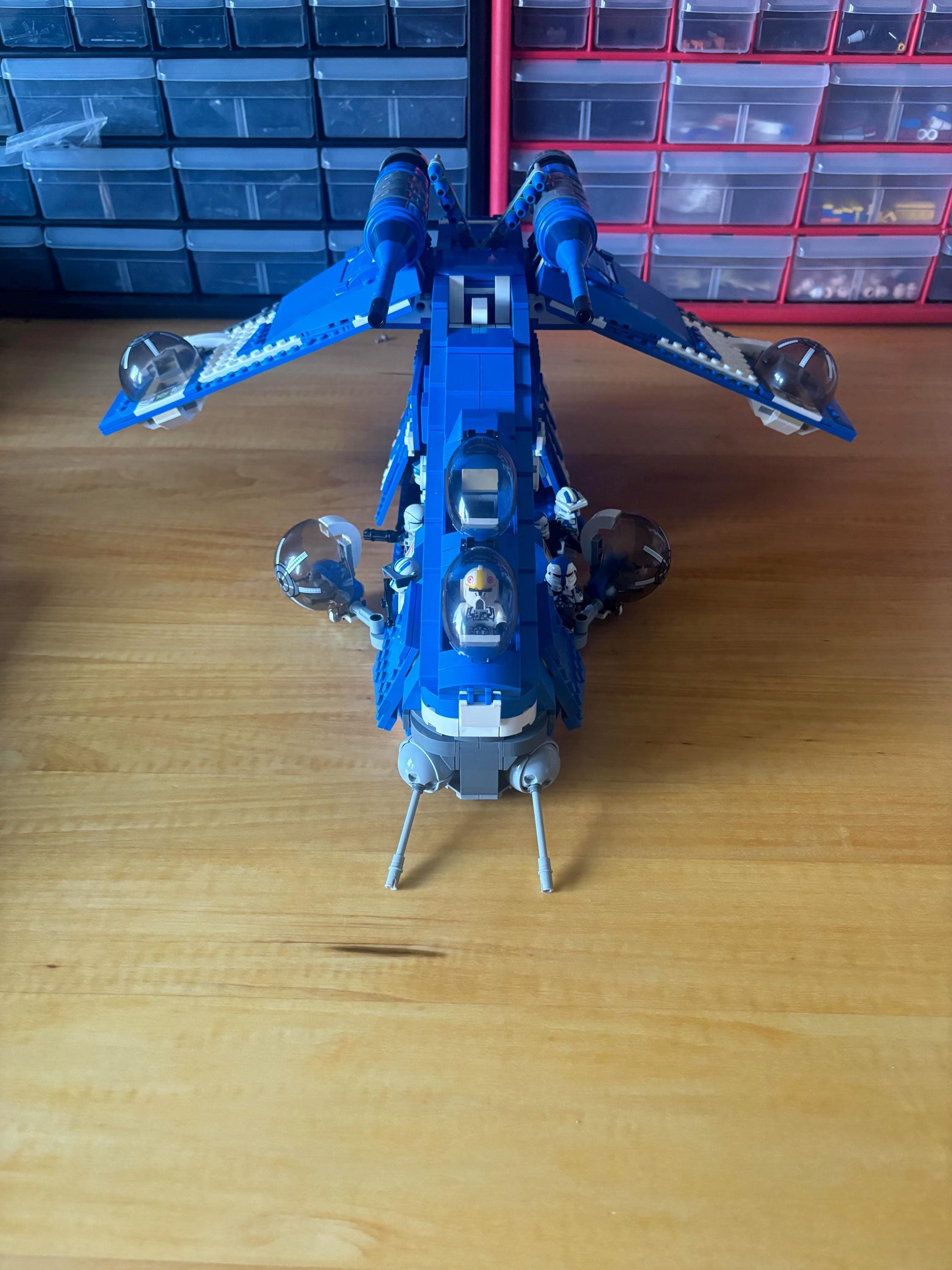 Custom 501st Republic Gunship With Anakin Skywalker Captain Rex ARC ...