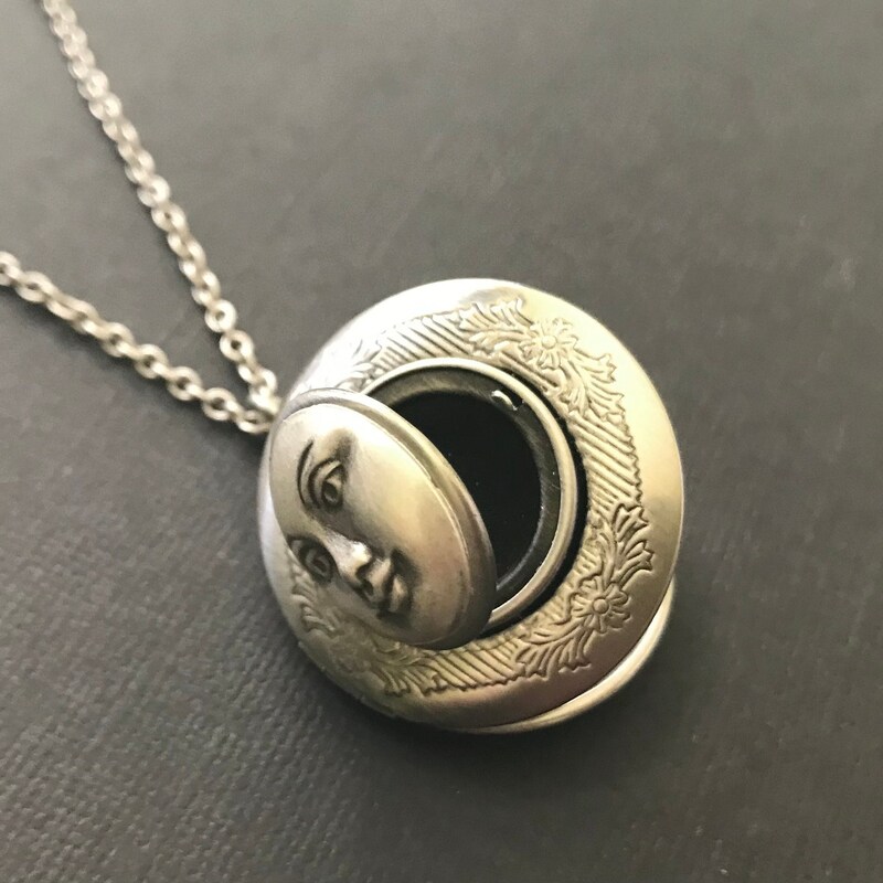 Unique Locket - Etsy
