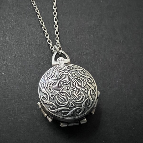 Folding Locket - Etsy