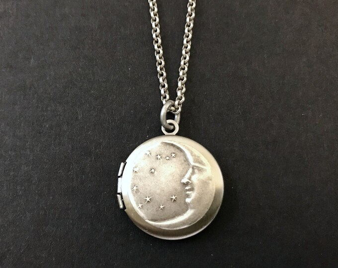 Small Moon Star Locket Celestial Locket ANTIQUE SILVER Lunar Moon ...