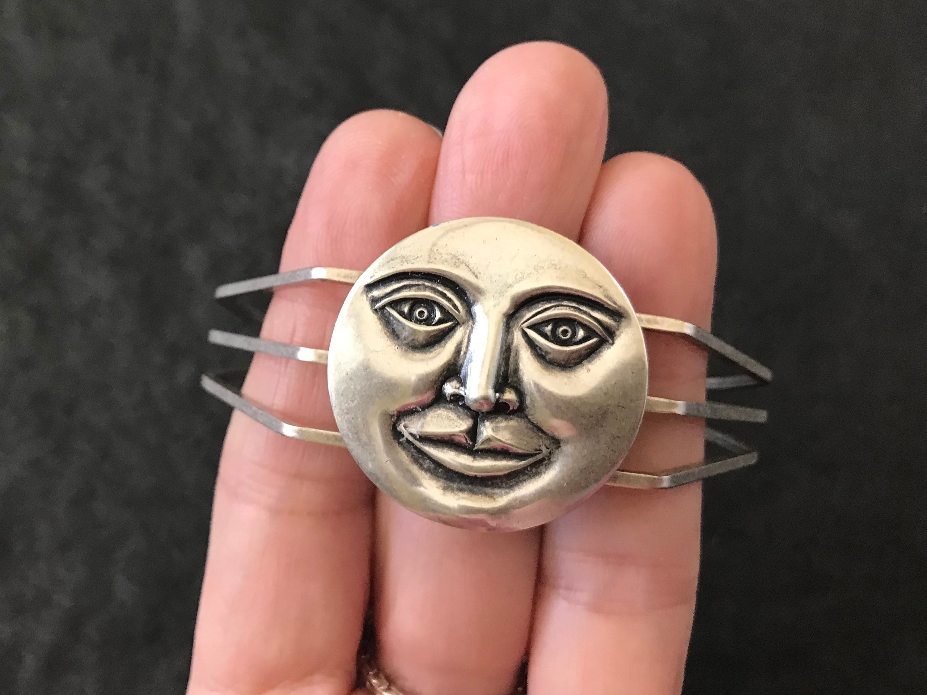 Jennifer Besse's Instagram, Twitter & Facebook on IDCrawl