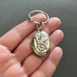 Floral Bird Locket Key Ring Nature Inspired Unisex Oval Locket Key ...