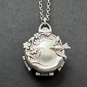 Bird Garden Locket Botanical 4 Photos Ant. Silver Folding Locket ...