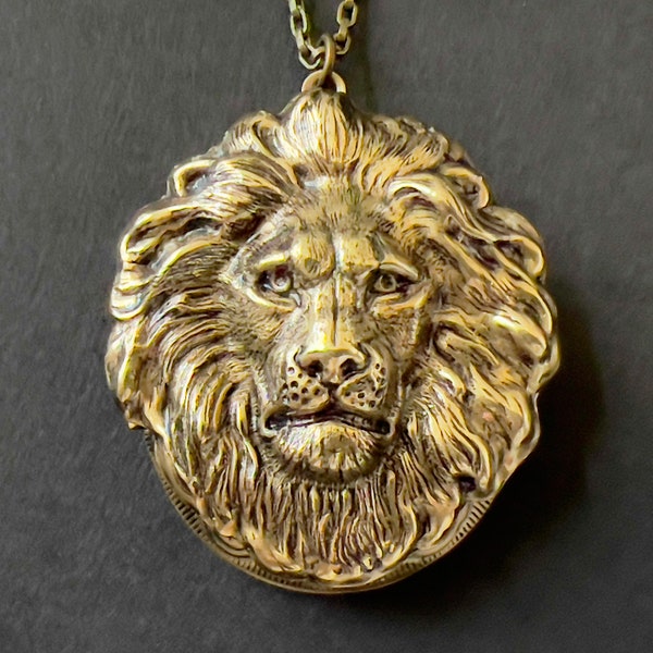 Gold Locket Necklace - Etsy