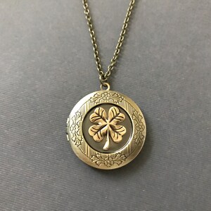 Four Leaf Clover Locket St. Patrick's Day Vintage Style 4 Leaf Clover ...