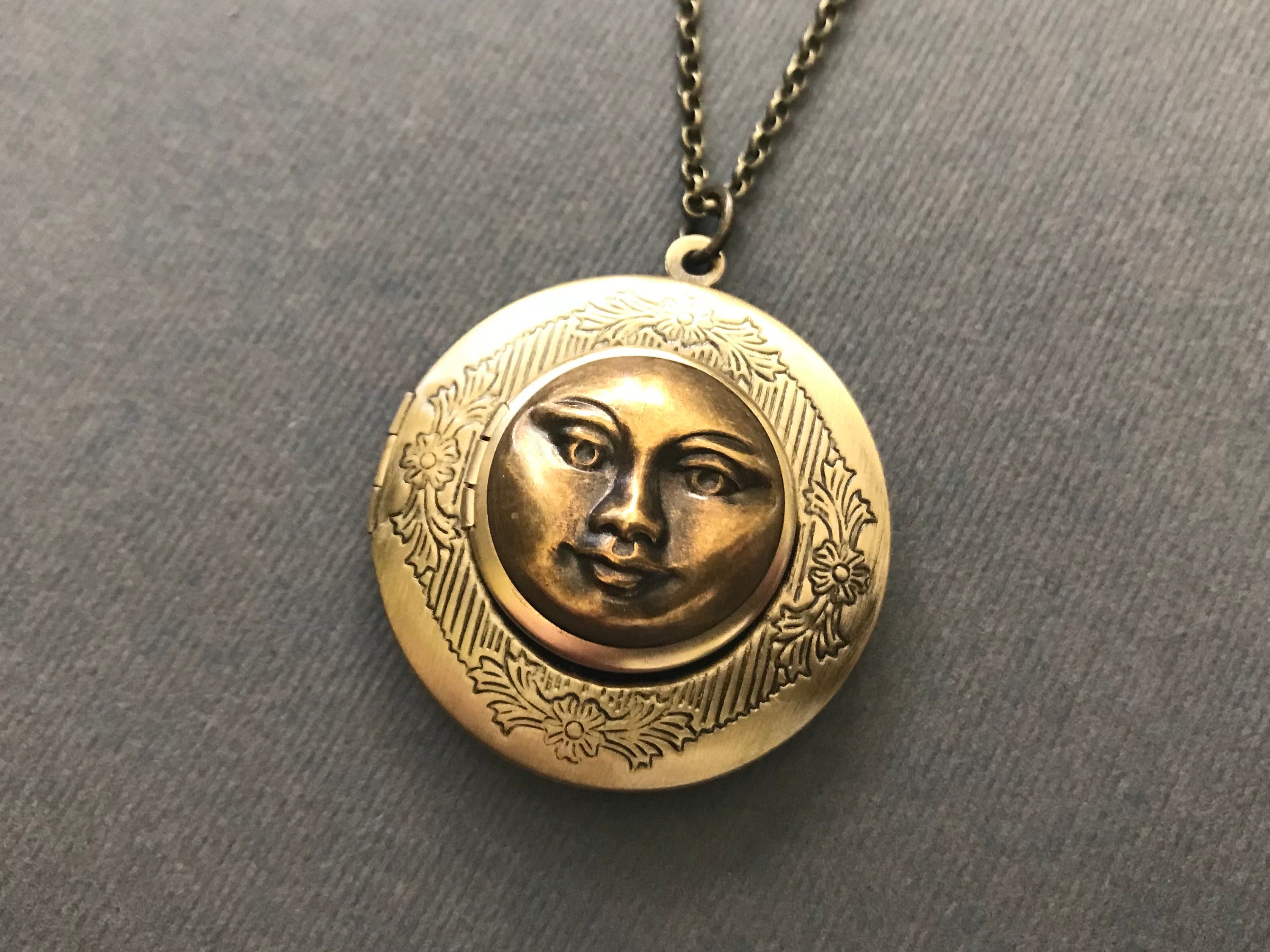 Full Moon DOUBLE 4 Photo Celestial Locket Vintage Style - Etsy