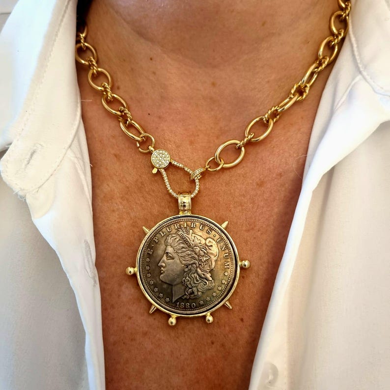 Gold Coin Medallion Chunky Necklace: Vintage Gold-plated Chain - Etsy