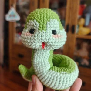 NO SEW Green Snake Crochet Pattern Reptile Animal Crawling Cobra Viper ...