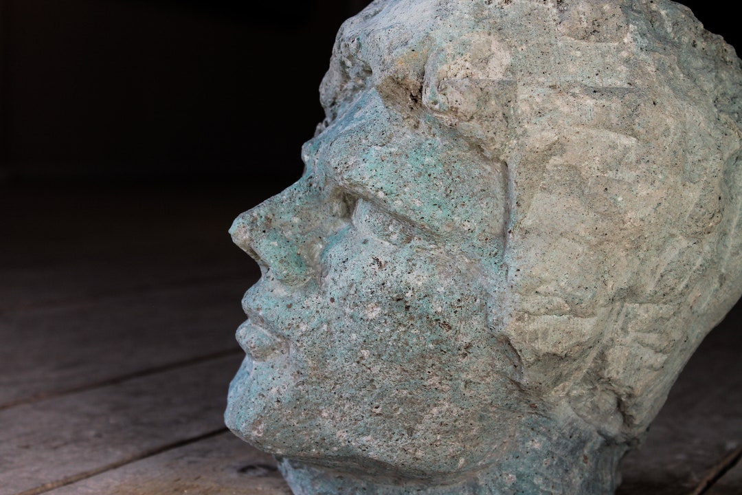 Minimalist Statue, Face Statue, Modern Statue, Garden Statue, Book ...