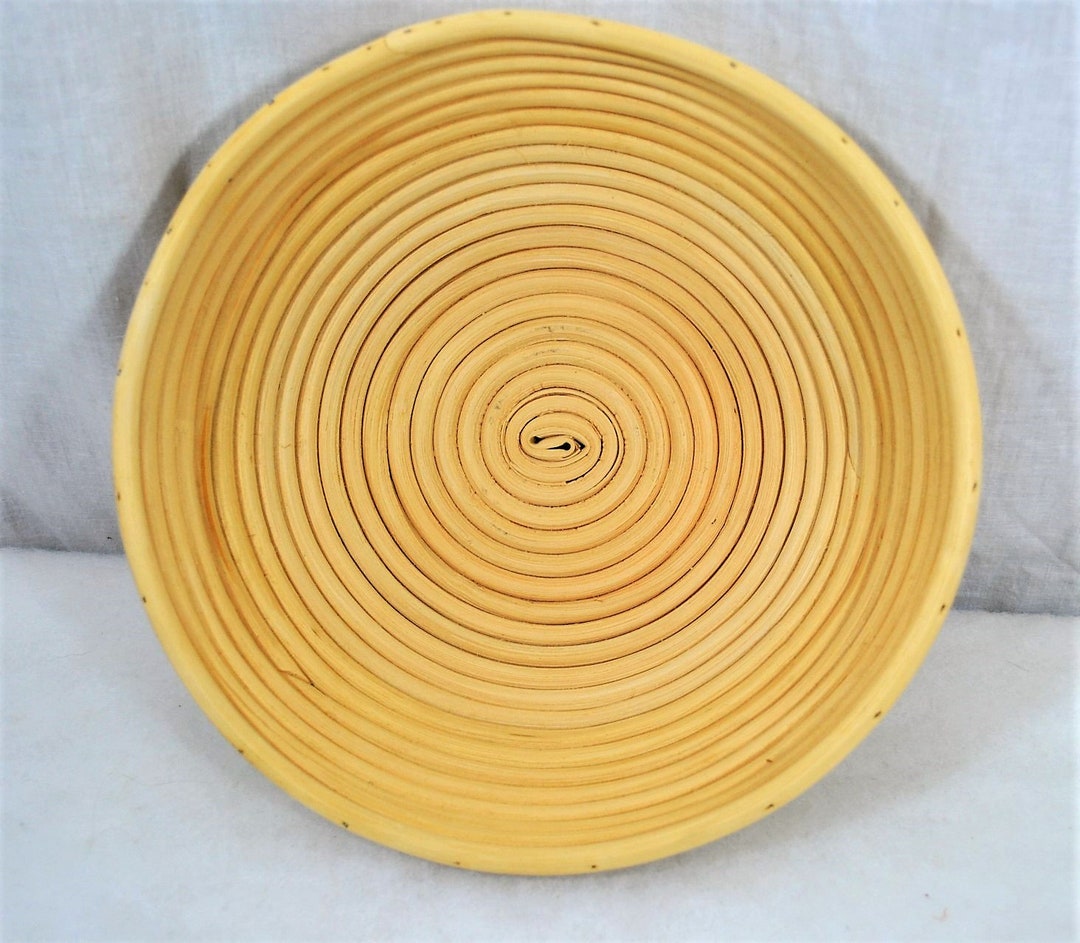 FINAL SALE Round Reed Basket,, Vintage Hand Crafted - Etsy