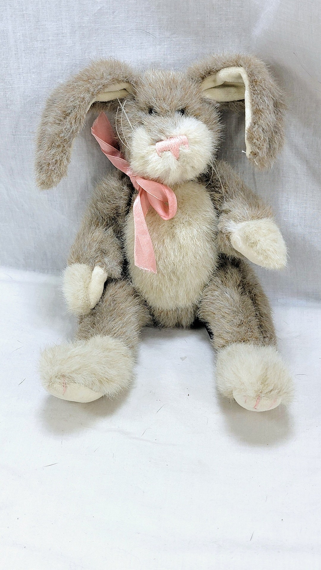 TBC LTD the Boyd's Bunny 1985-1993 With Pink Nose and Pink Bow - Etsy
