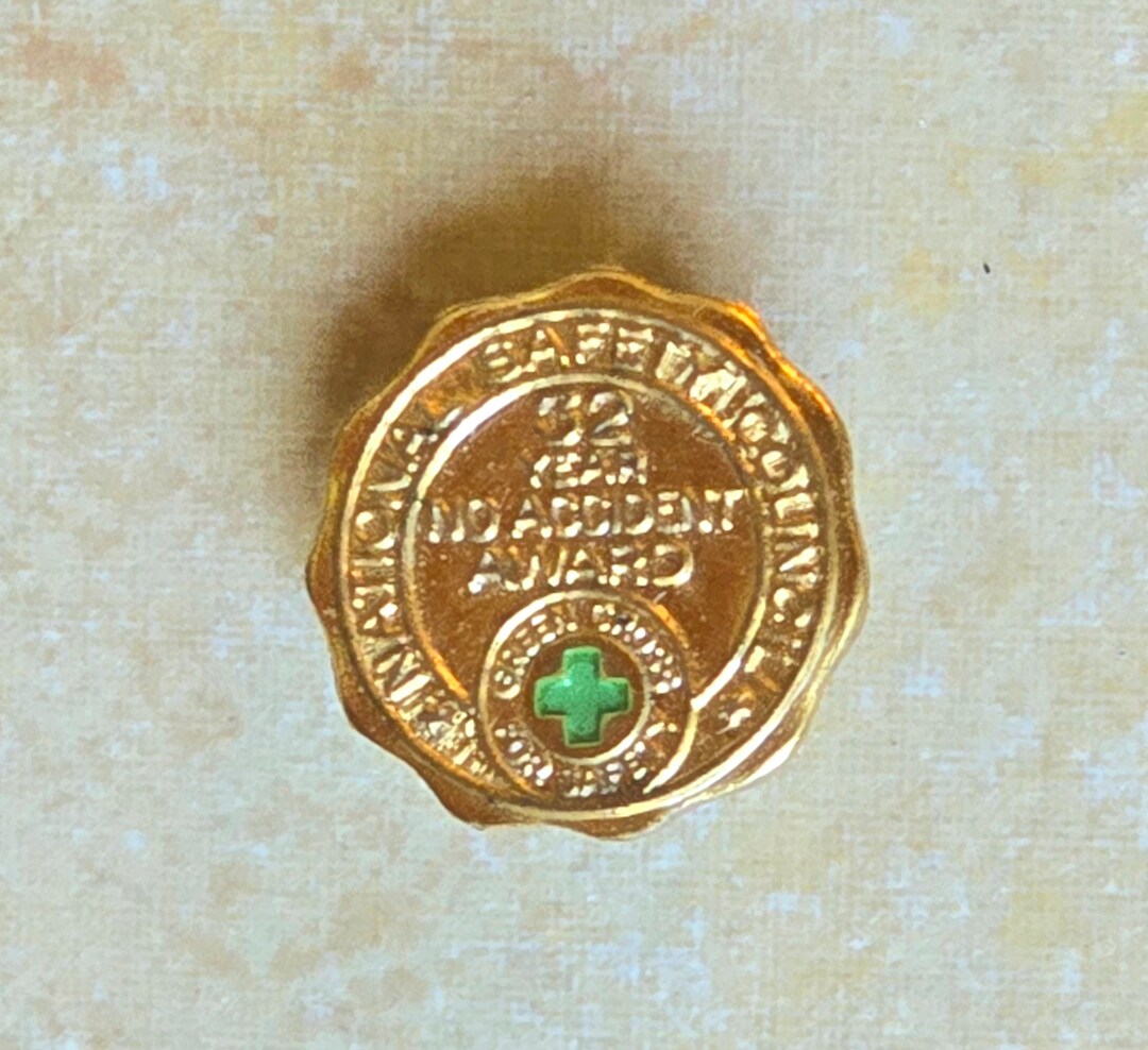 National Safety Council 32 Year No Accident Award Pin - Etsy