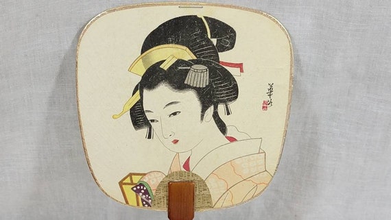 Small Japanese Paper Hand Fan Geisha Design with Bamb… - Gem