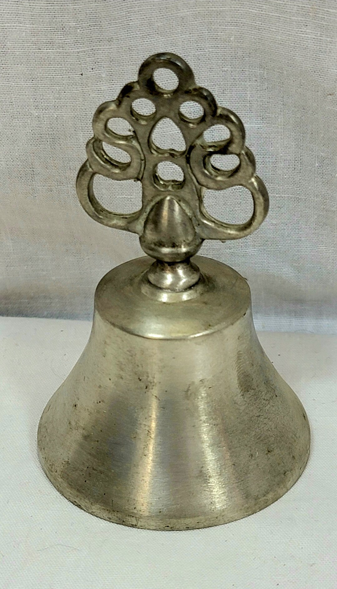 Vintage Woodbury Pewter Silver Dinner Bell Ornate Bell Top Silver 3 1/2 ...