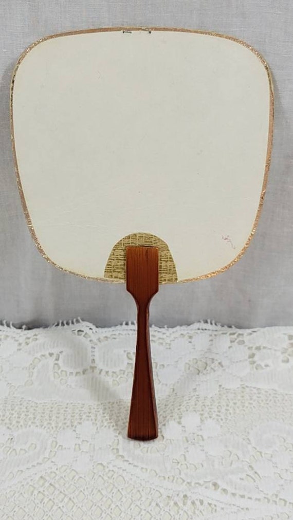 Small Japanese Paper Hand Fan Geisha Design with Bamb… - Gem