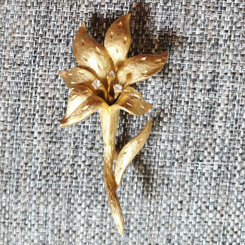 Erwin Pearl Brooch - Etsy