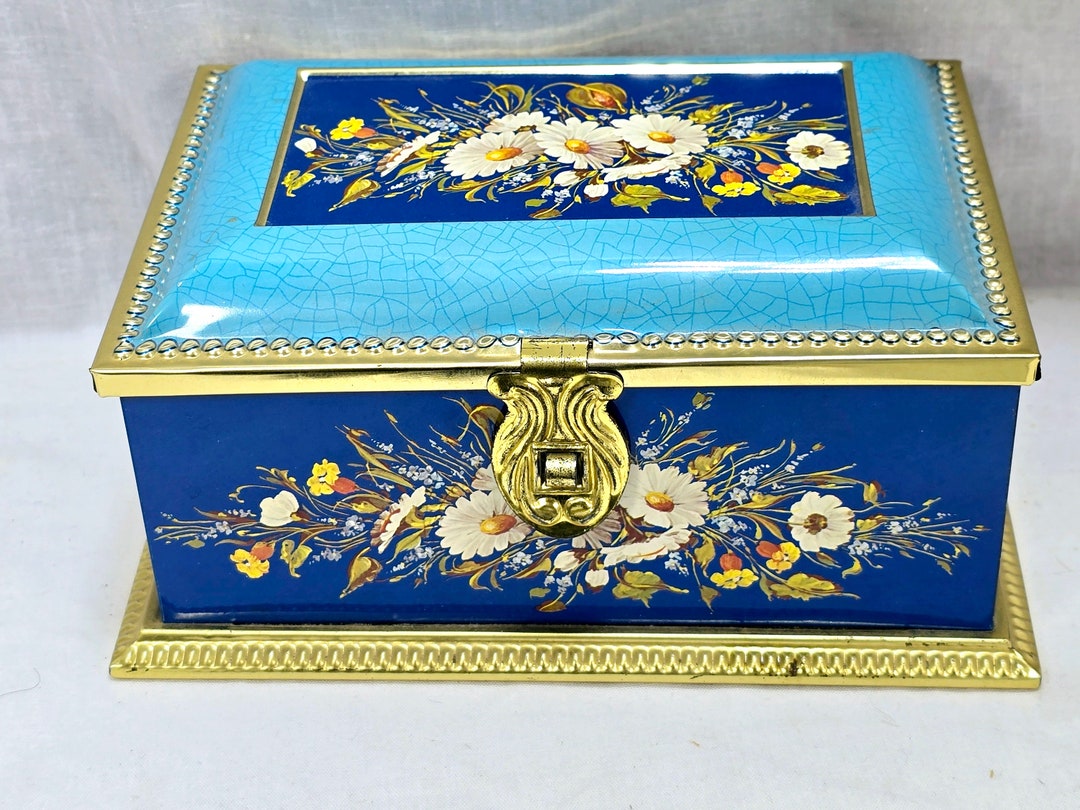 Vintage Linette Reading Pa. Tin Metal Candy Box Chest Flowers Western ...