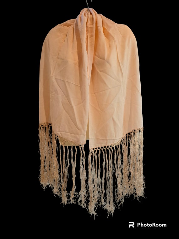 Original 1920s/30s Soft Pink Crepe Silk Shawl with Ha… - Gem