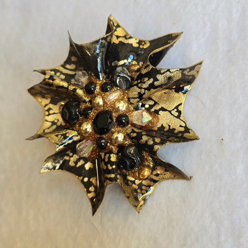 Paper Mache Brooch - Etsy