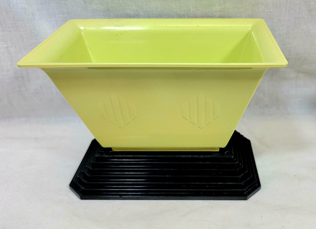 Mid Century Plastic Planter Chartreuse and Black With Removable Water ...