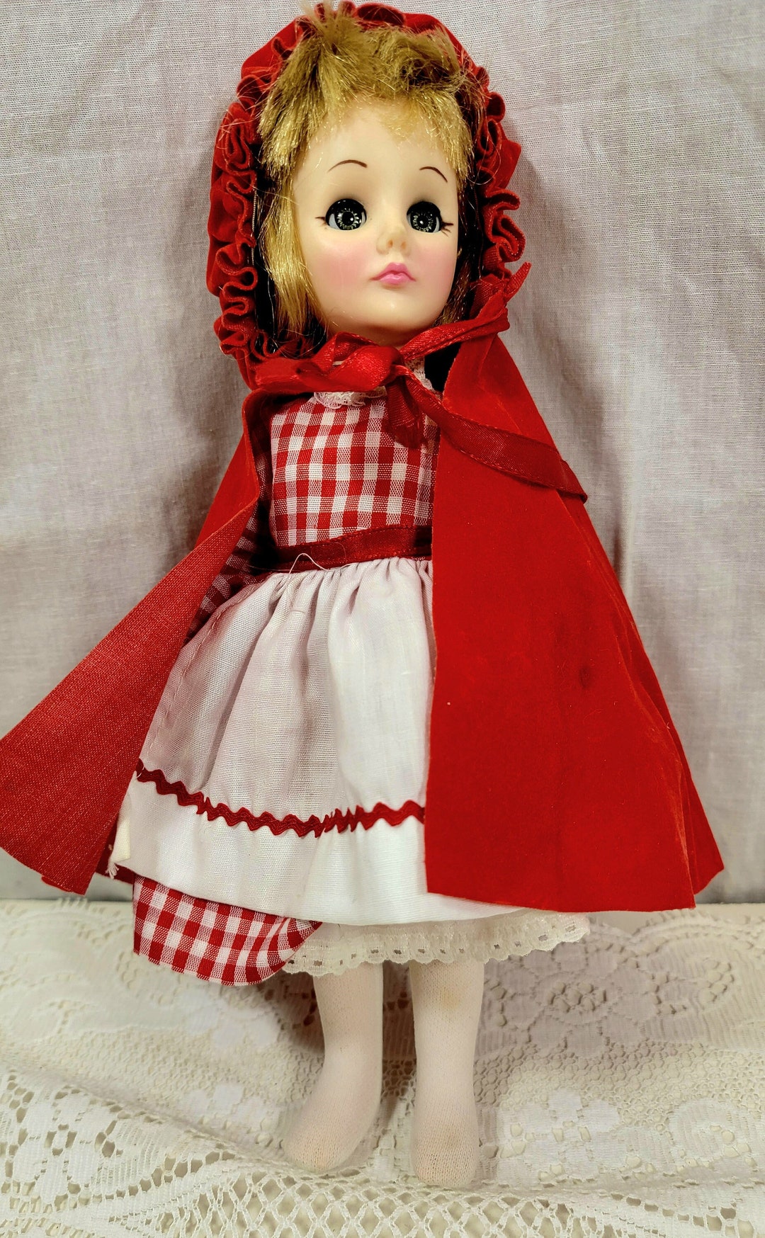 Vintage 1975 Effanbee Storybook Dolls Little Red Riding Hood MODEL ...
