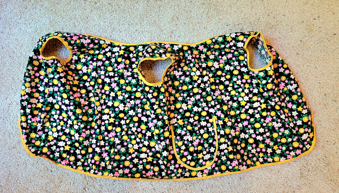 Girl's Painting Smock, Vintage Flower Print in Wrap Around Style ...