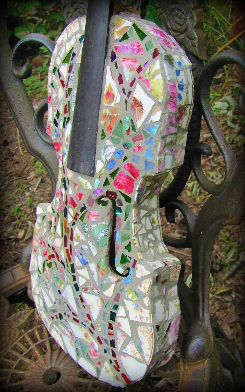 Mosaic Violin ... Classic, Shabby Chic, Vintage Floral, Garden Vines ...