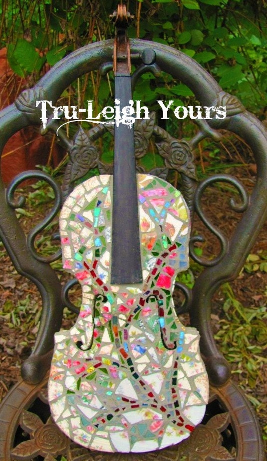 Mosaic Violin ... Classic, Shabby Chic, Vintage Floral, Garden Vines ...