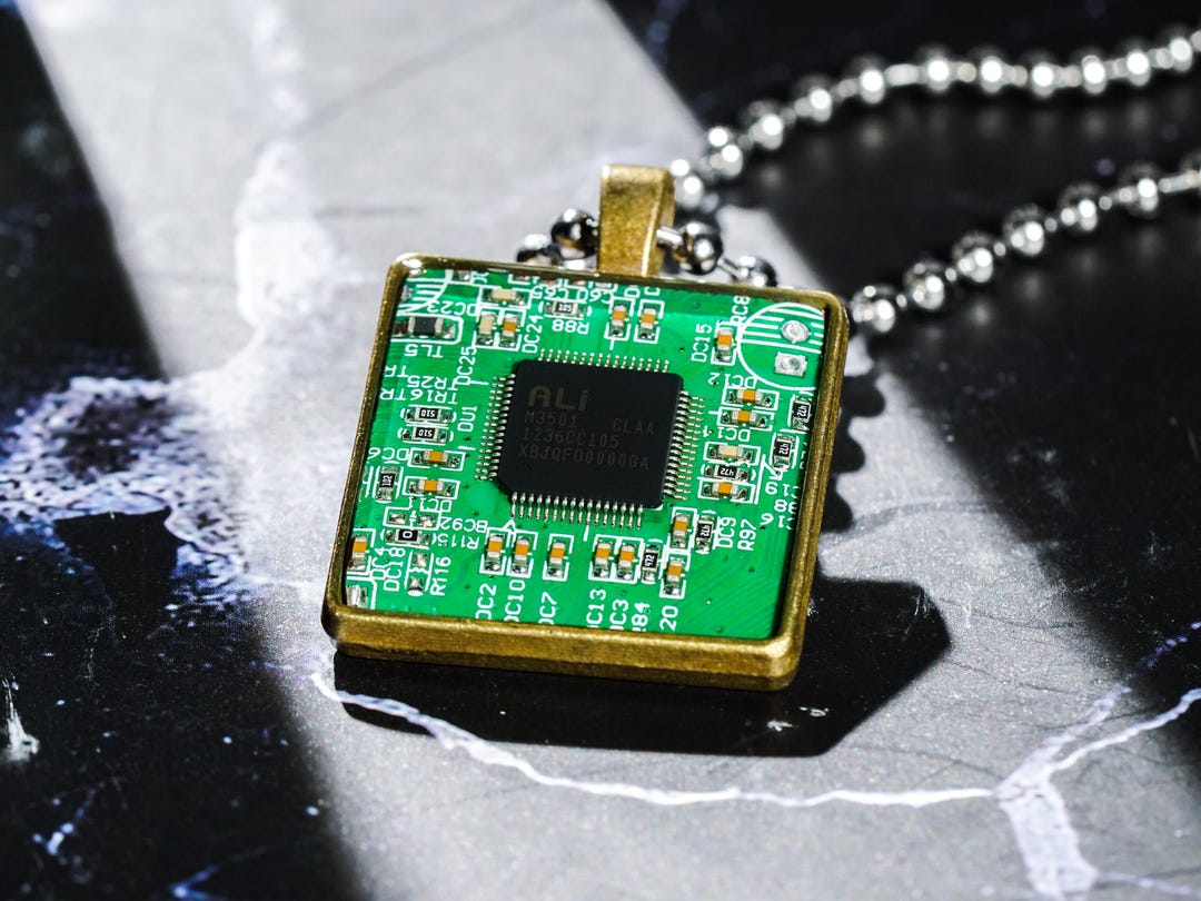 RECYCLED Circuit Board Necklace,upcycled Tech Jewelry,handmade Green ...