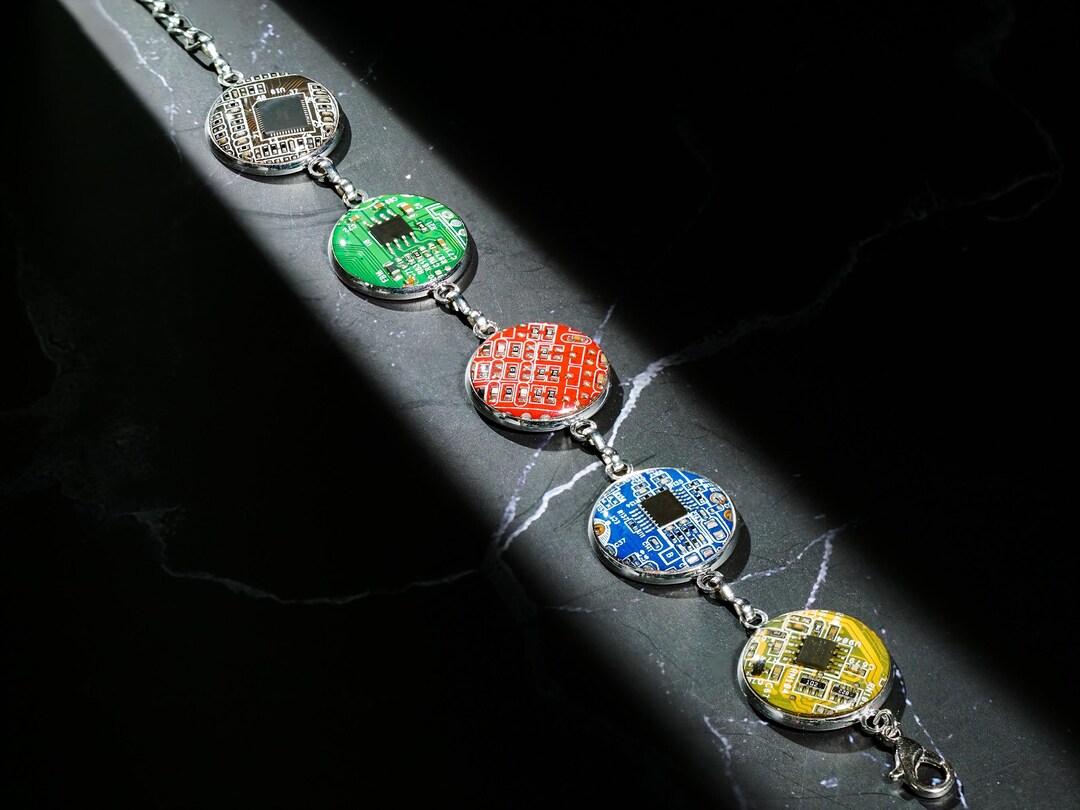 PREMIUM RECYCLED REAL Mainboard Circuit Board Chip Necklace , Resin ...