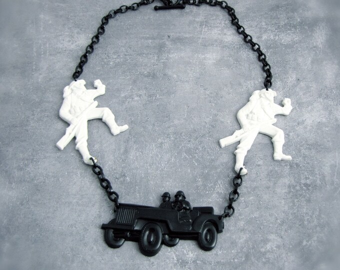READY FOR A FIGHT NECKLACE - Etsy