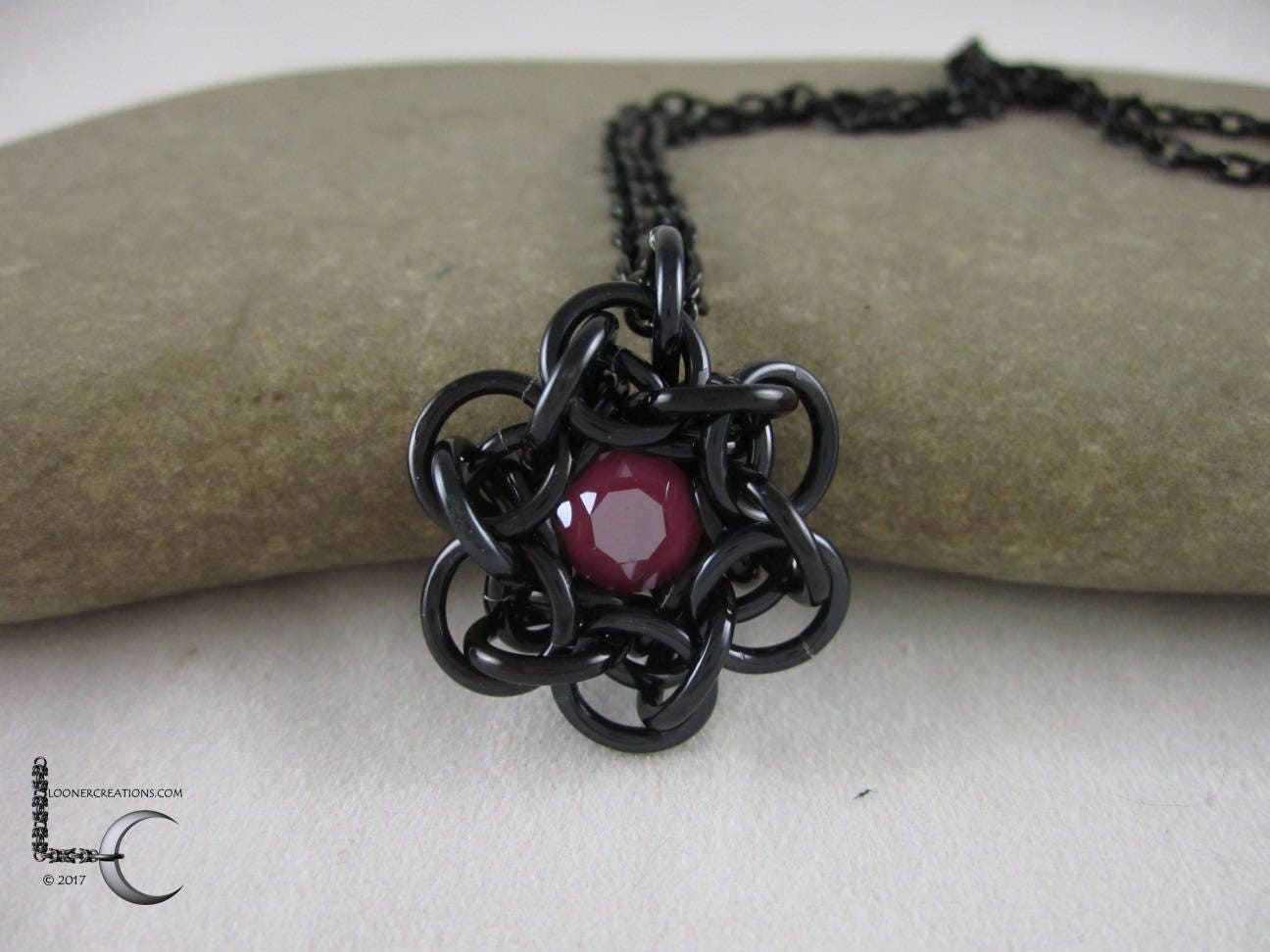 Chainmaille Tutorial Tricksy© Chainmaille Captured Crystal Pendants a ...