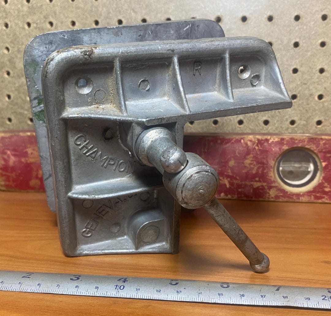 Vintage Champion Bench Clamp Vise Retro Woodworking Tools Classic ...