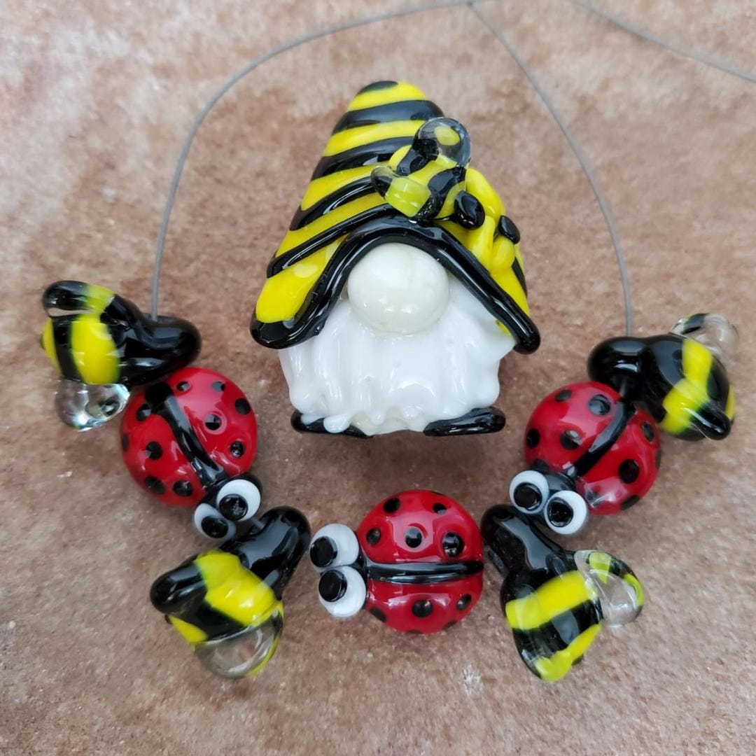 Lampwork Glass Beads, Honeybee, Ladybug Village, Garden Gnome SRA 835 ...