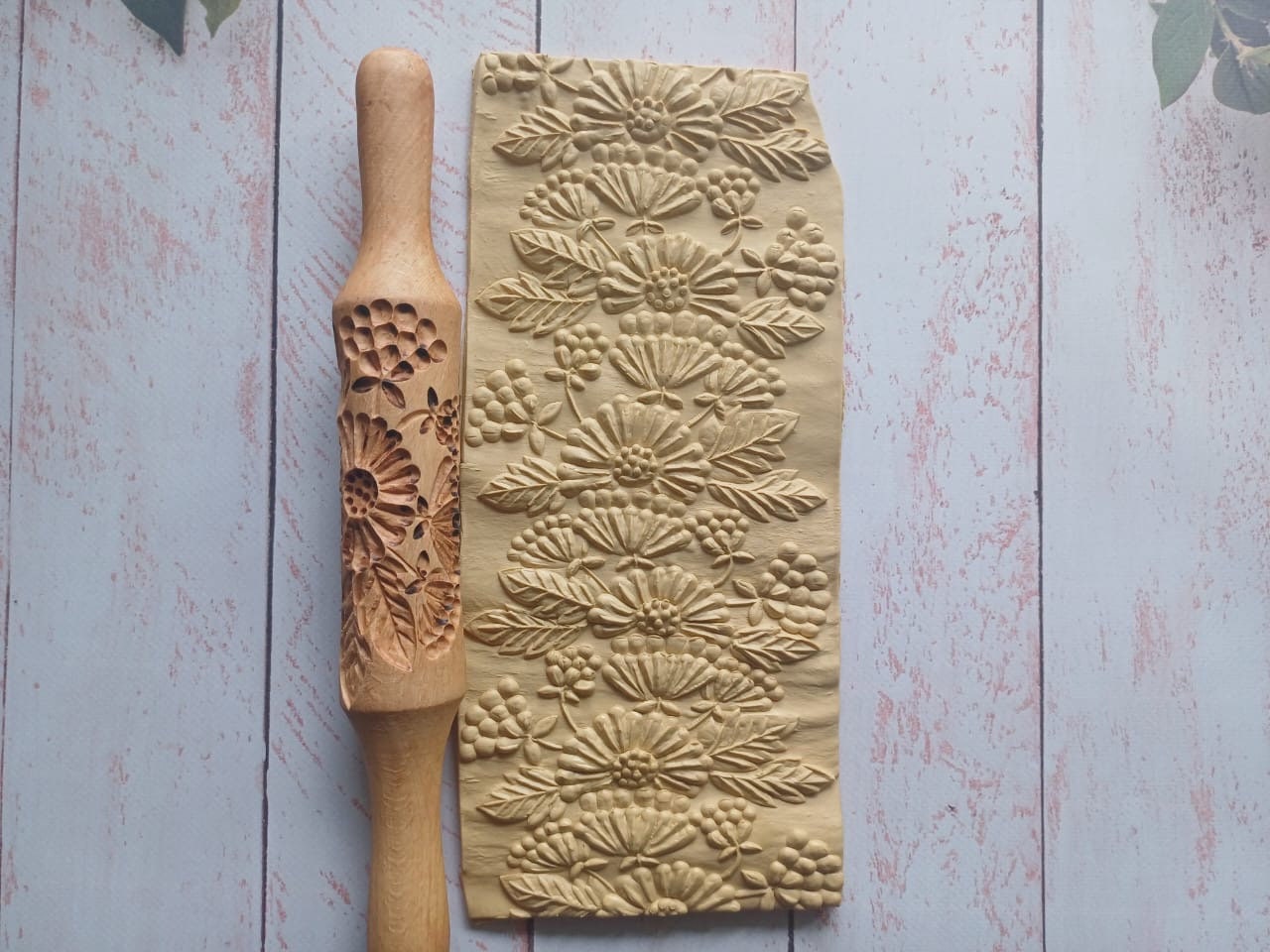 Engraved Rolling Pin-rolling Pin Embossed-rolling Pin With Flower - Etsy