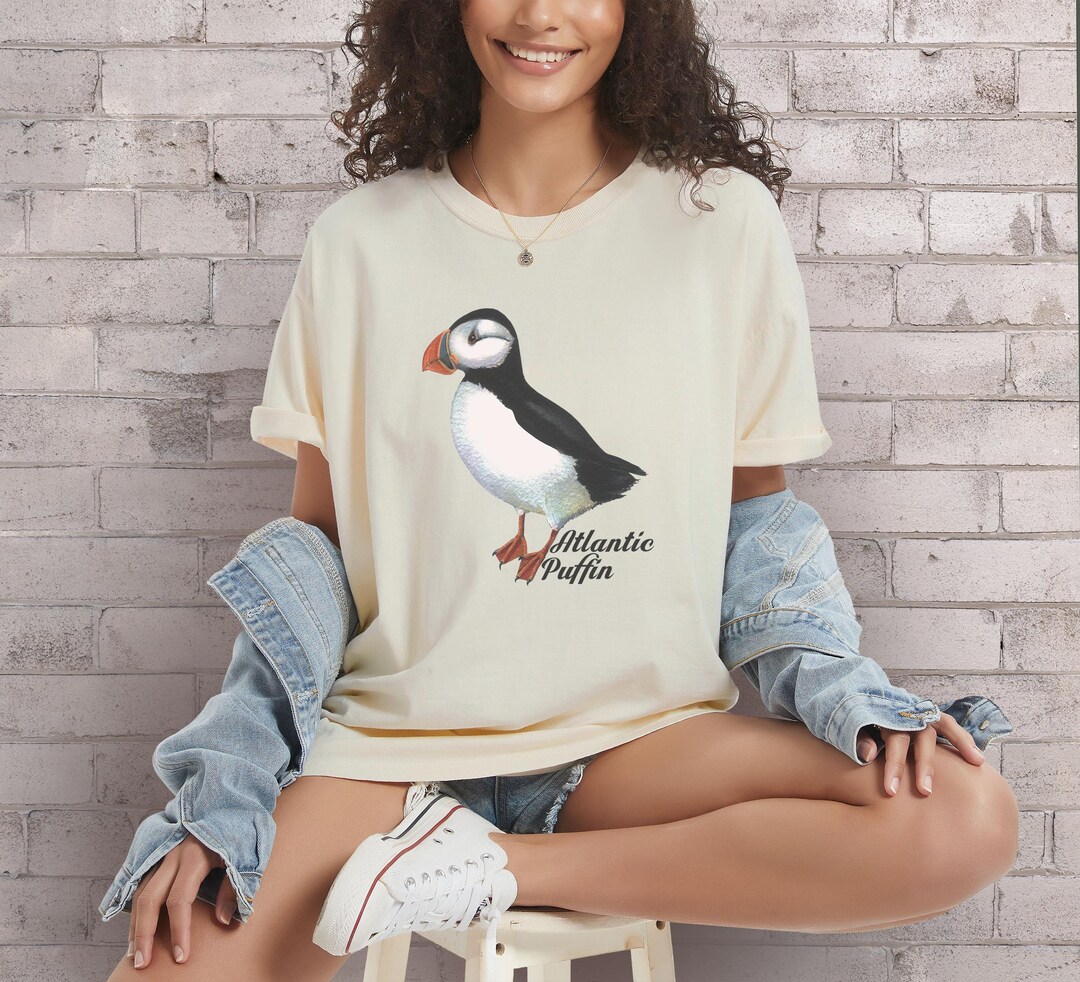 Puffin T-shirt, Atlantic Puffin Lovers Gift, Bird Watcher Tee, Pastel ...