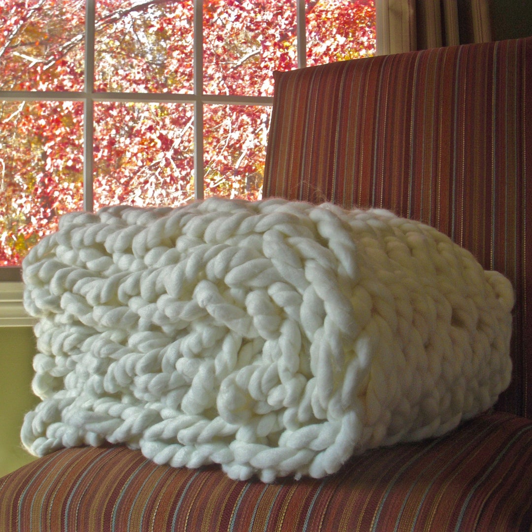 Chunky Knit Bed Runner Pattern: Easy Arm Knitting (PDF Pattern) - Etsy