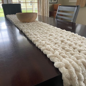 Table Runner Chunky Knit Table Runner Table Scarf - Etsy
