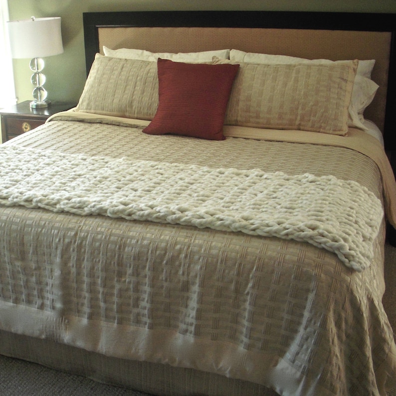 Pattern How to Arm Knit a Bed Runner Chunky Knit Pattern - Etsy