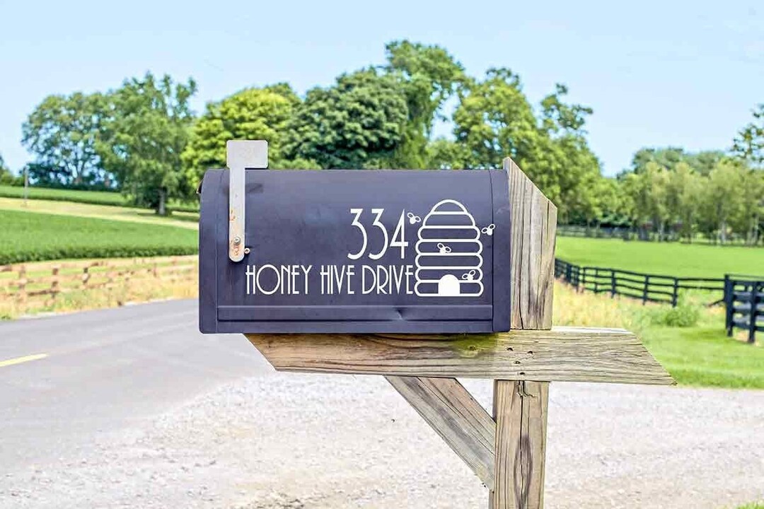 Mailbox Modern Numbers Vinyl Decal | Honey Bee Hive Modern Vinyl Decal ...